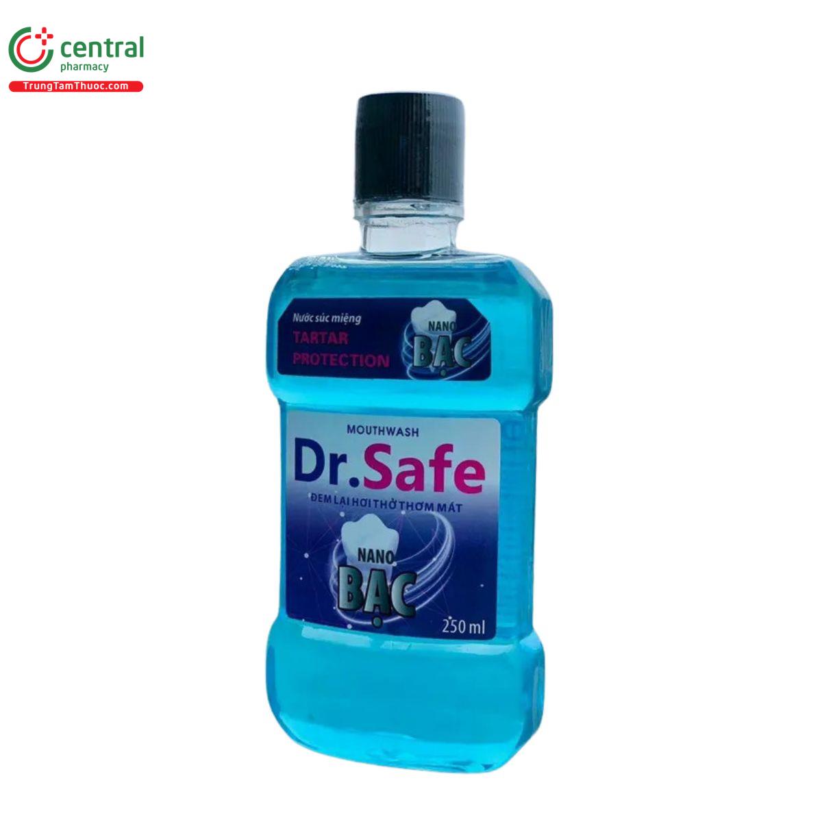 Nước súc miệng Dr Safe nano Bạc làm sạch răng miệng, hơi thở thơm mát