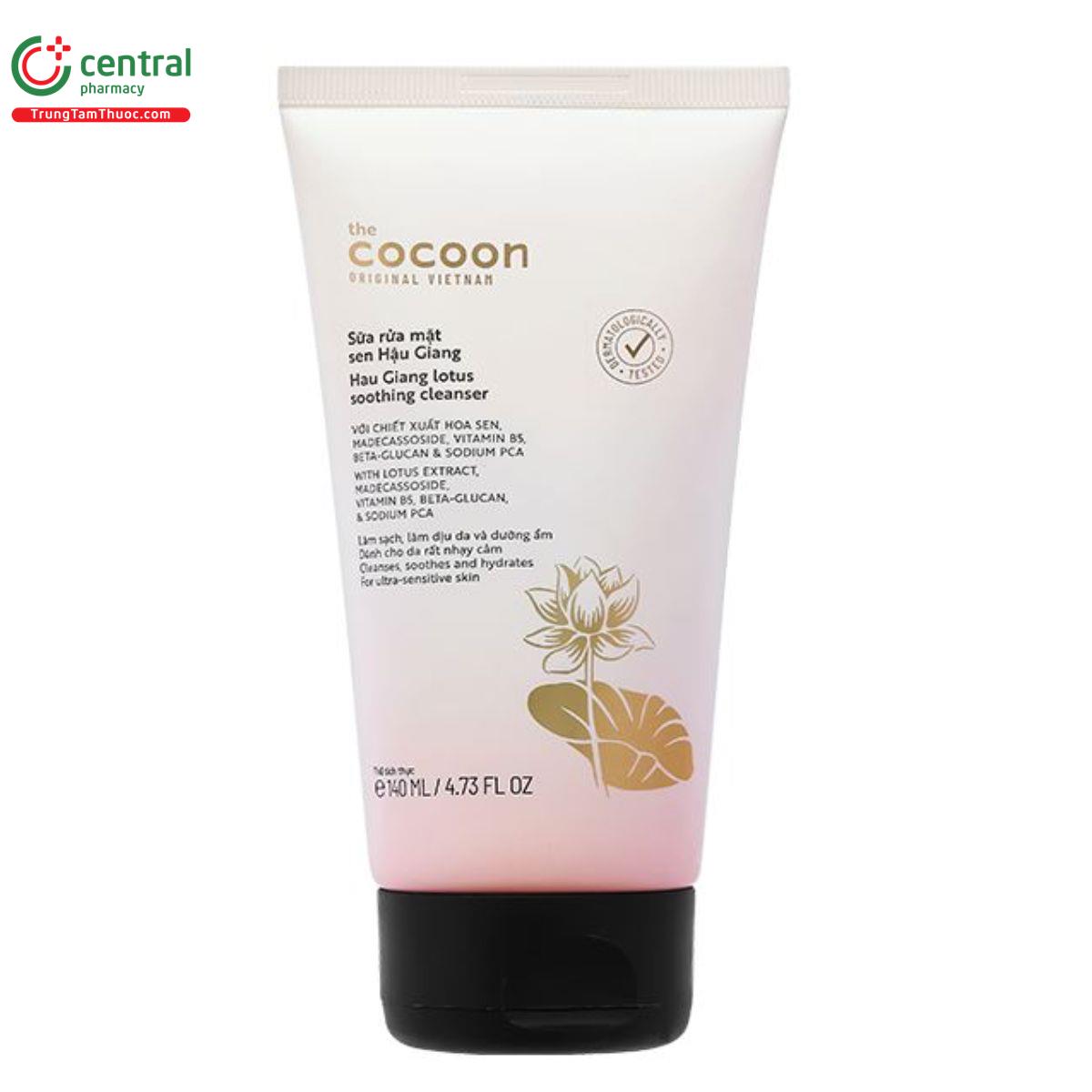 Sữa rửa mặt Cocoon Sen Hậu Giang làm sạch, làm dịu da, dưỡng ẩm
