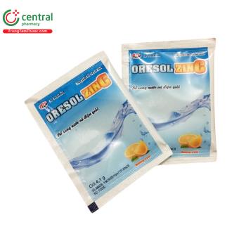 Oresol Zinc hương cam giúp cải thiện tình trạng mất nước, tiêu chảy